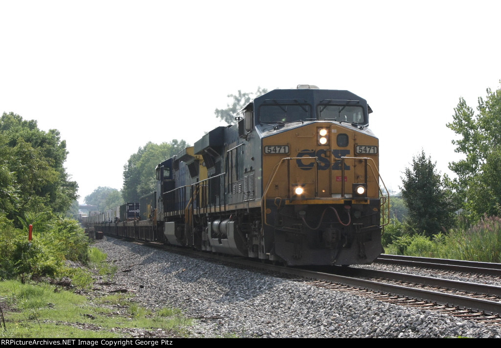 CSX train Q174